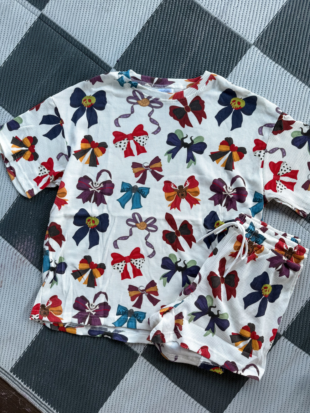ADULT: Villain Bow Waffle Set – Happily Ever Threads